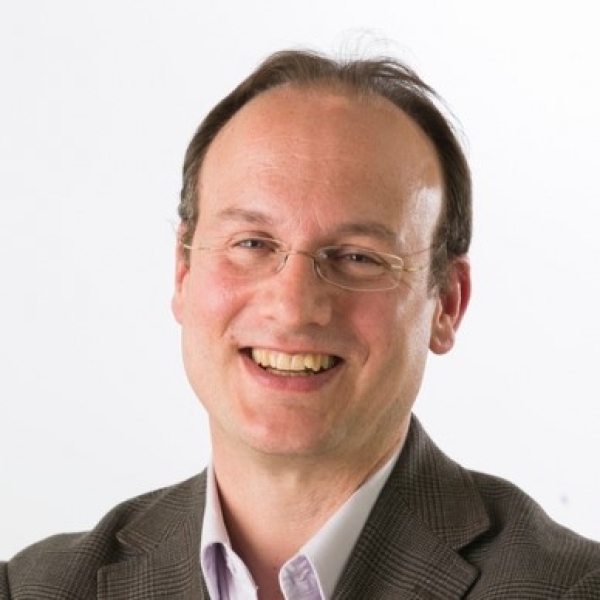 SEA-LNG - LNG is an alternative to oil-based fuels in the shipping world